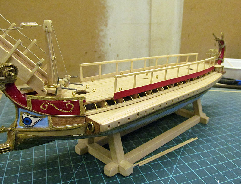 Construction d'une trirème romaine - 1/72 - Scratch - Page 4