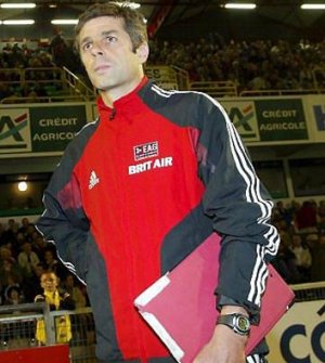 [Entraîneur-adjoint] Alain Ravera devrait être le 4ème adjoint | foot ASSE