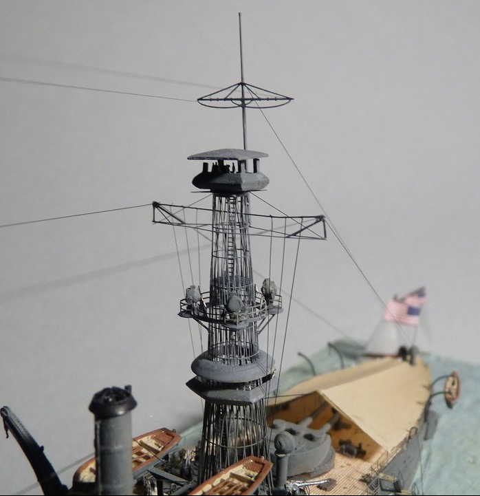 Cuirassé américain USS Vermont au 700e (Niko Models + Scratch)