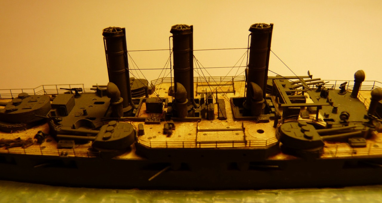 USS Vermont BB-20 (état de 1909) au 1/700e de Niko Models - Page 2