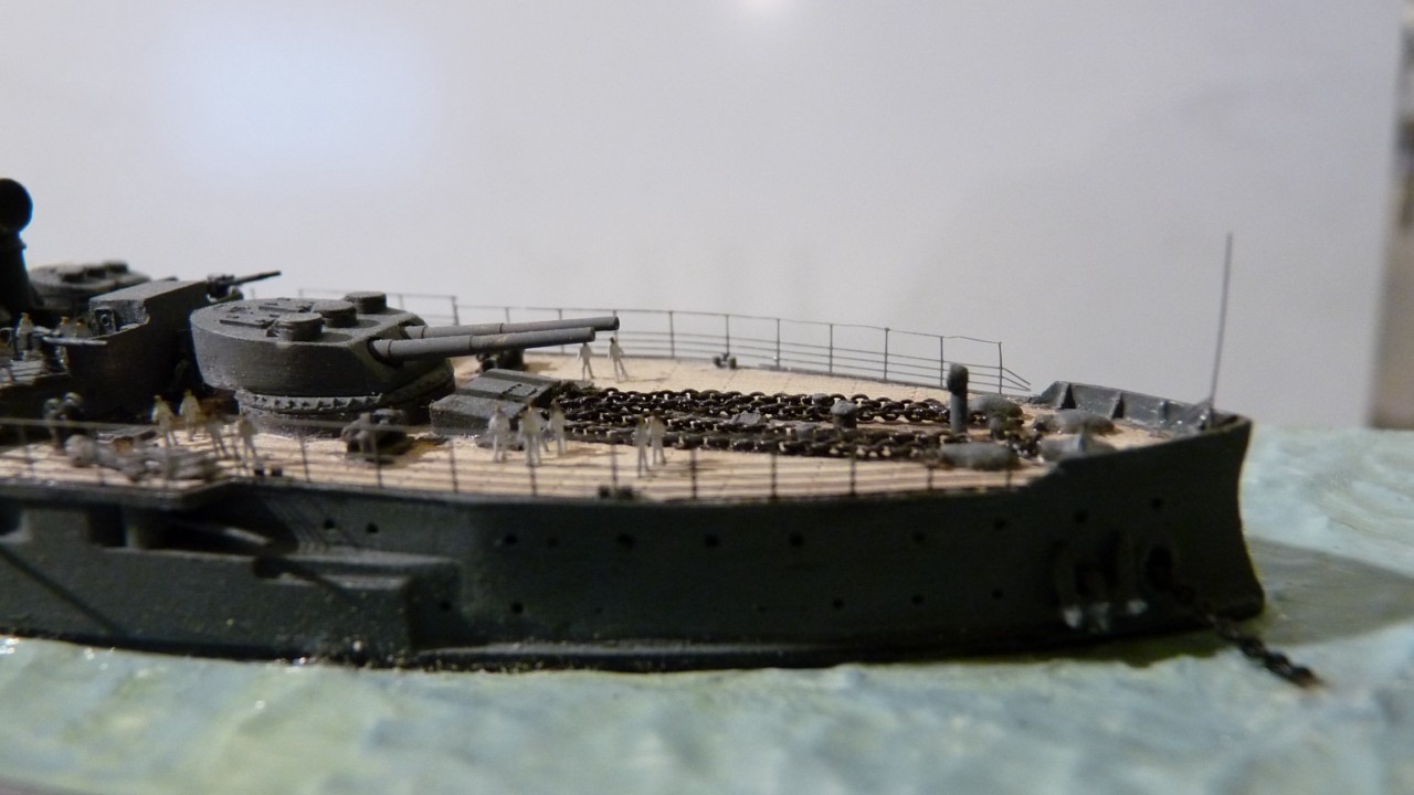 Cuirassé américain USS Vermont au 700e (Niko Models + Scratch)