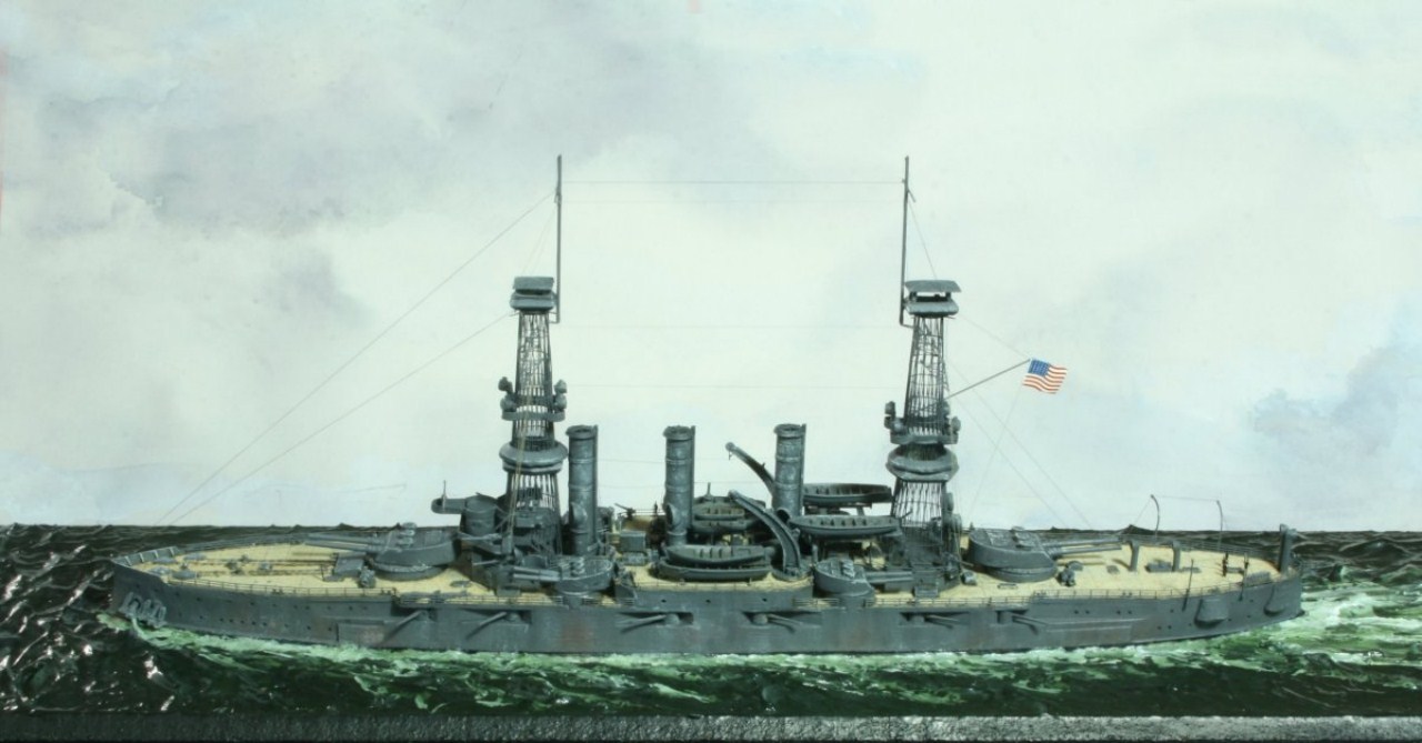 Cuirassé américain USS Vermont au 700e (Niko Models + Scratch)