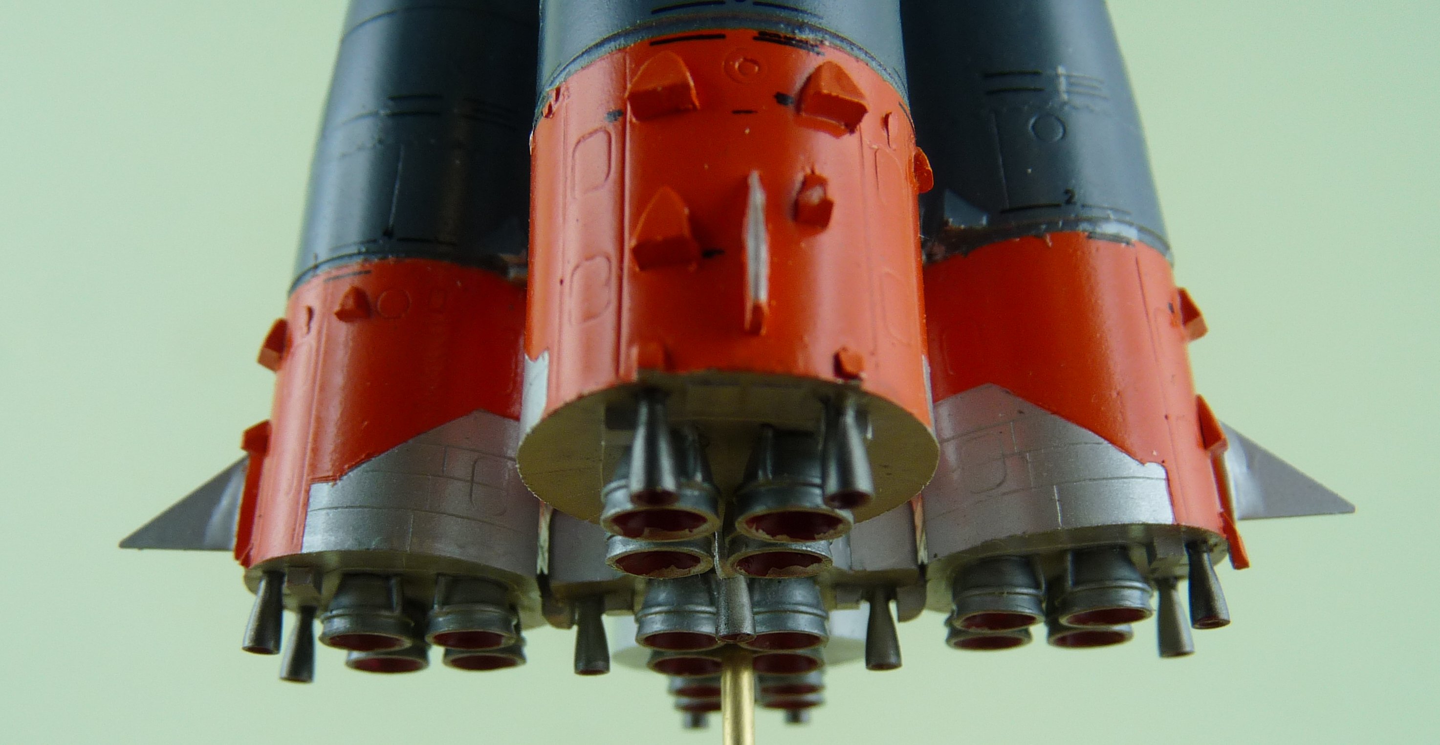 Lanceurs R7 Vostok et Soyuz TMA [New Ware 1/144]- Montage de bgire